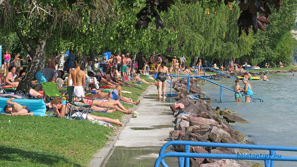 Balatonakarattya Bezerédj strand – 2025-ös árakkal – balatontipp.hu