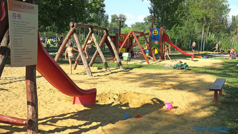 Balatonudvari Fövenyesi strand – 2025-ös árakkal – balatontipp.hu