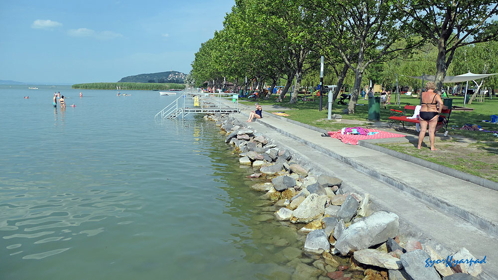 Balatonfenyves – Csalogány utcai szabadstrand – balatontipp.hu