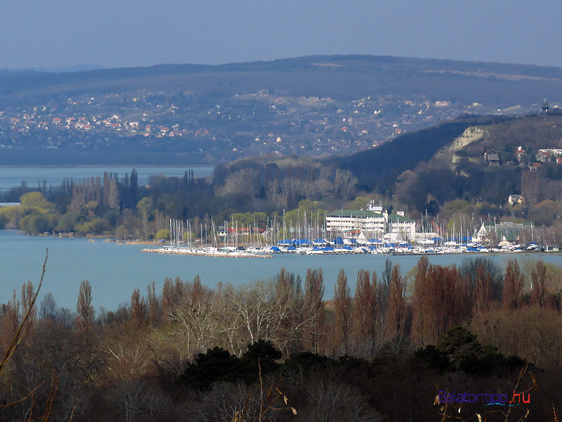 Balatoni húsvétolásra csábító tavaszi fotók Siófok környékéről ...