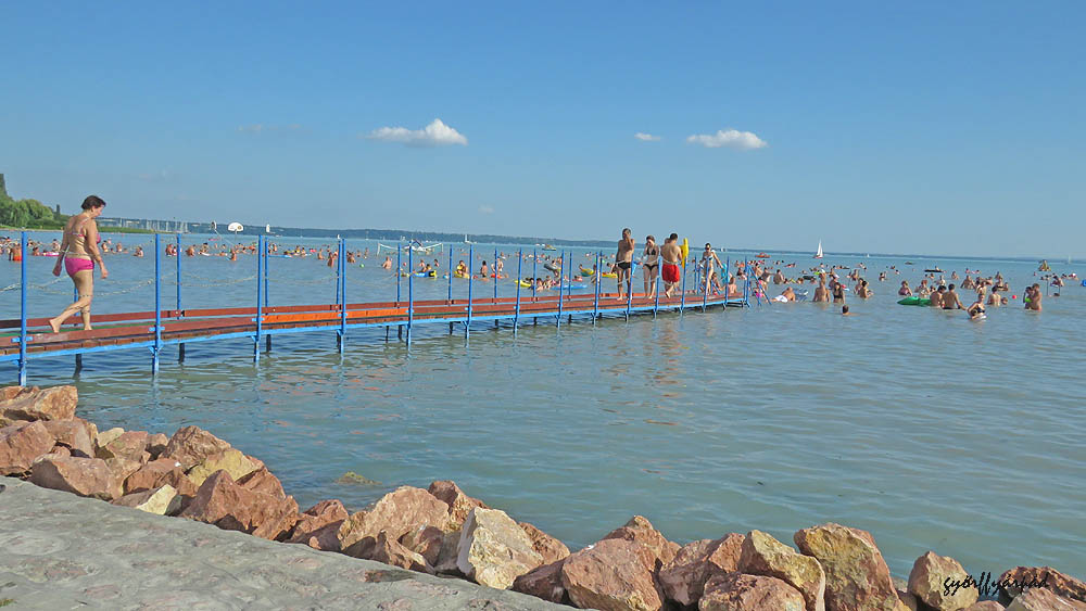 Balatonkenese Vak Bottyán strand | balatontipp.hu