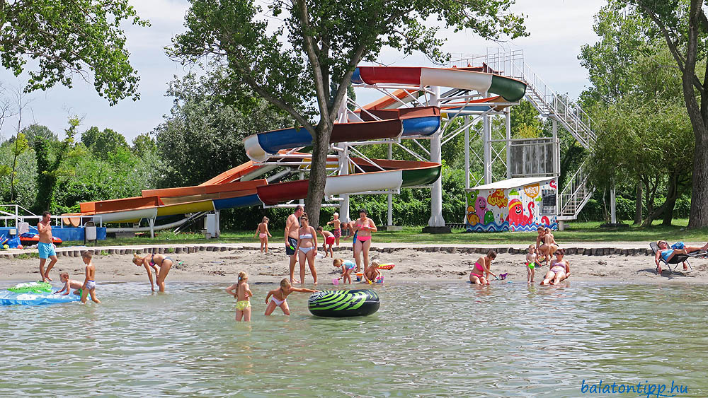 Balatonföldvári Keleti strand – balatontipp.hu